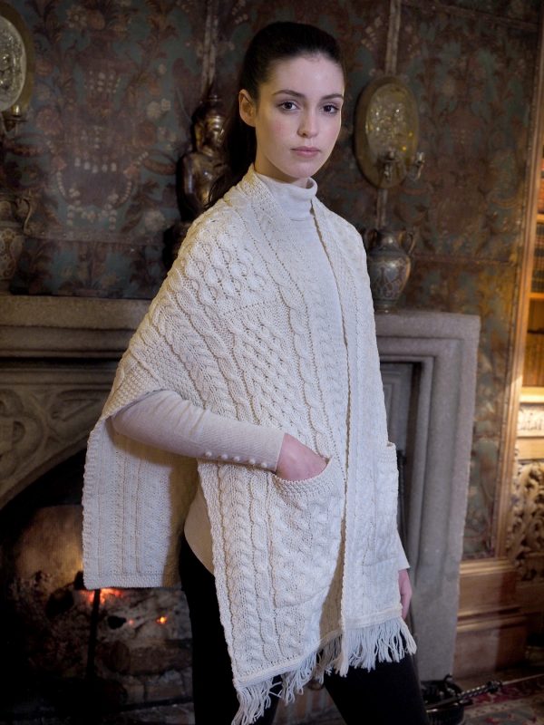 IRISH CABLE PATTERN POCKET SHAWL : 3012 - West End Knitwear